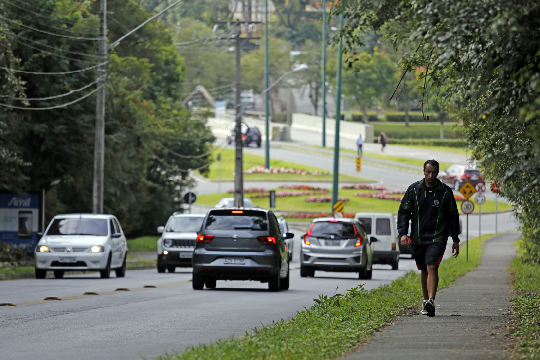 Curva perigosa - Caçadores de Notícias