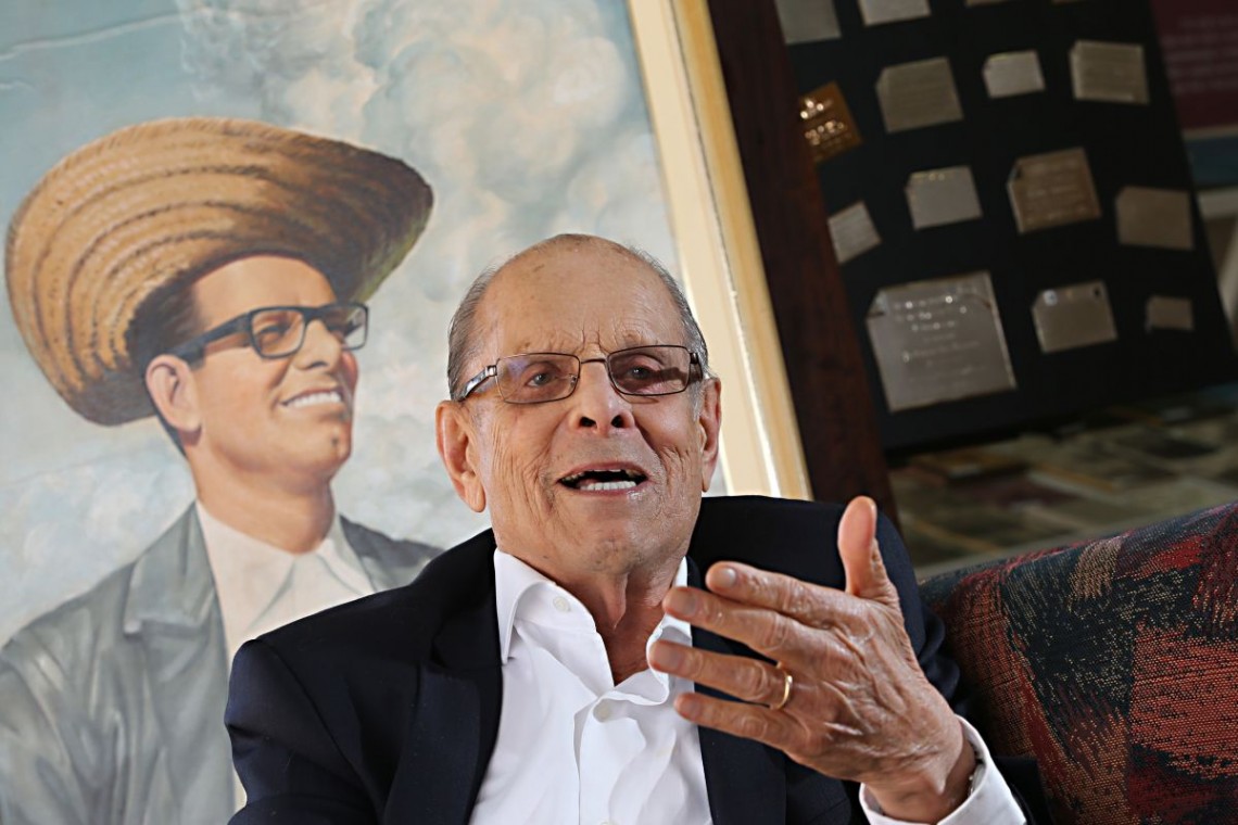 Completando 90 anos, Paulo Pimentel dá uma aula de administração e ...