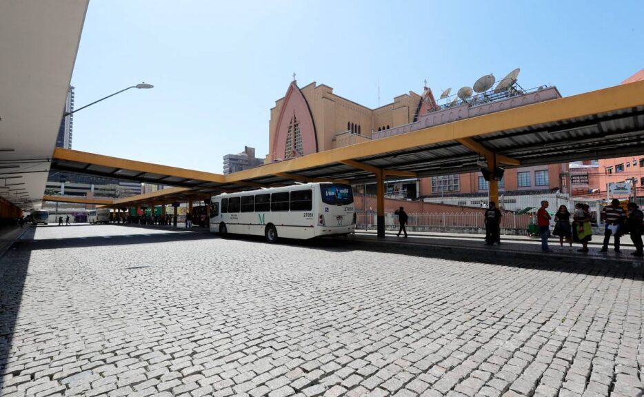 Terminal Guadalupe é novela da vida real no Centro de Curitiba