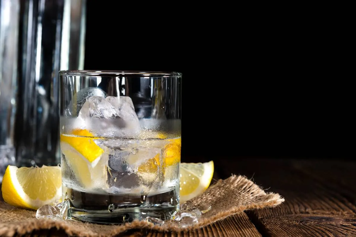 Metanol: o que é a substância que matou três por intoxicação?