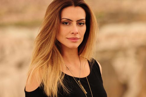 Atriz Cléo Pires vai parar em hospital do Rio | Tribuna do Paraná