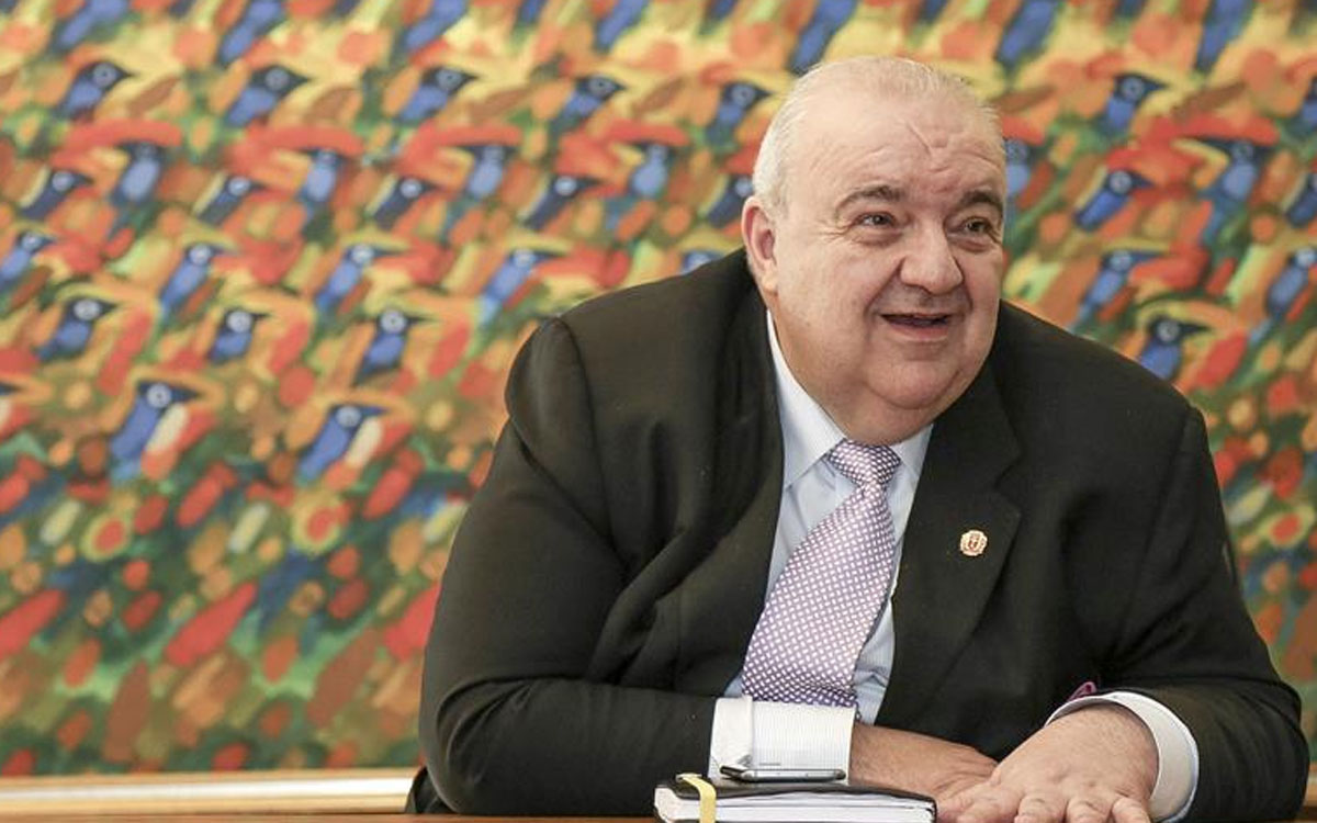 Rafael Greca completa 100 dias de governo e relembra rombo de R$ 2,1 bi ...