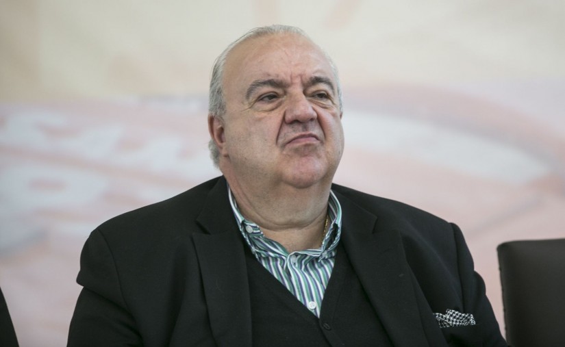 Rafael Greca, prefeito de Curitiba, é internado às pressas em hospital ...