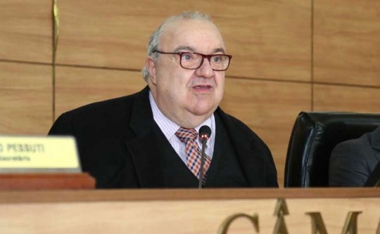 Rafael Greca fala sobre 13 salário e anuncia investimento em Curitiba ...