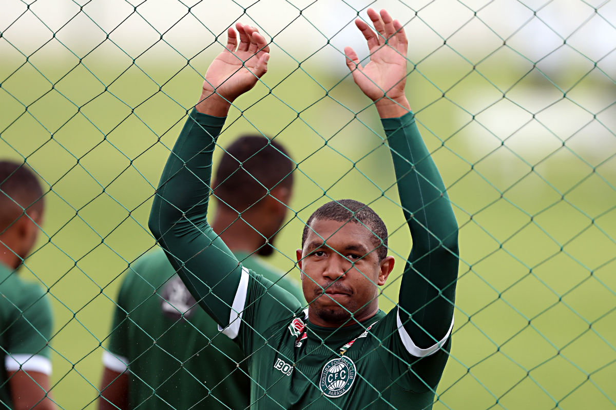 Rodrigão termina o Paranaense 2019 como artilheiro | Futebol | Tribuna ...