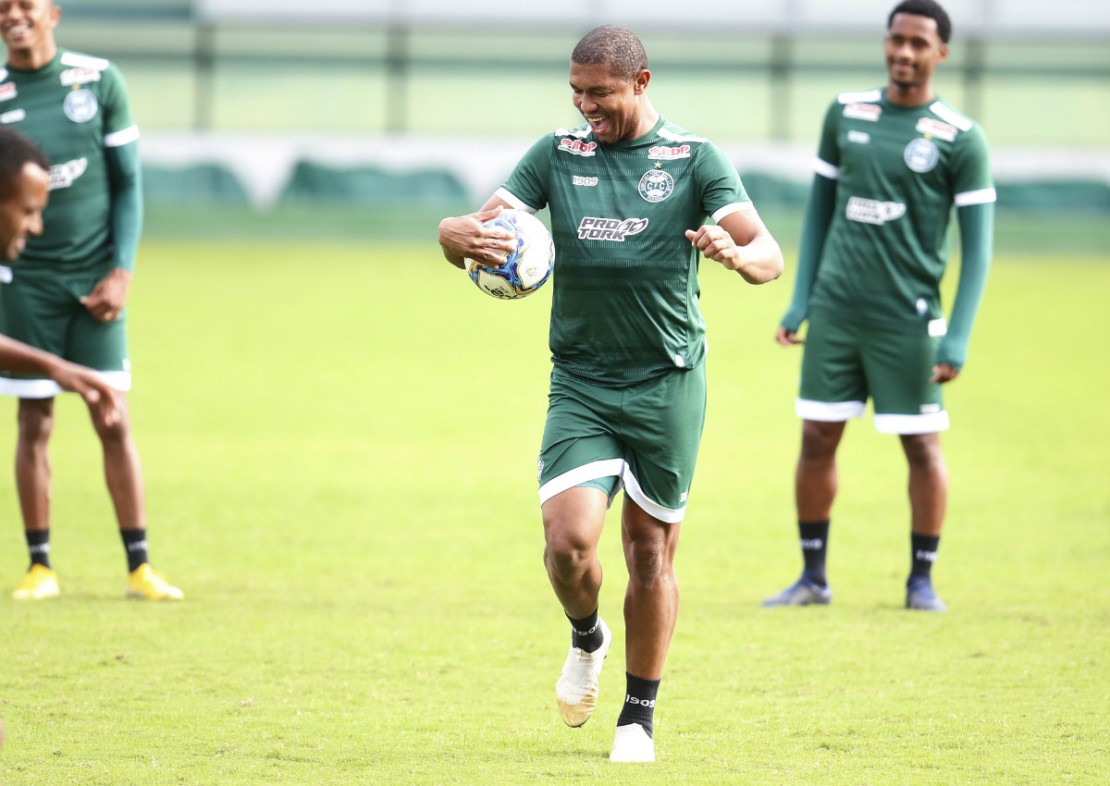 Rodrigão garante que não sai do Coritiba e foca no acesso à Série A ...