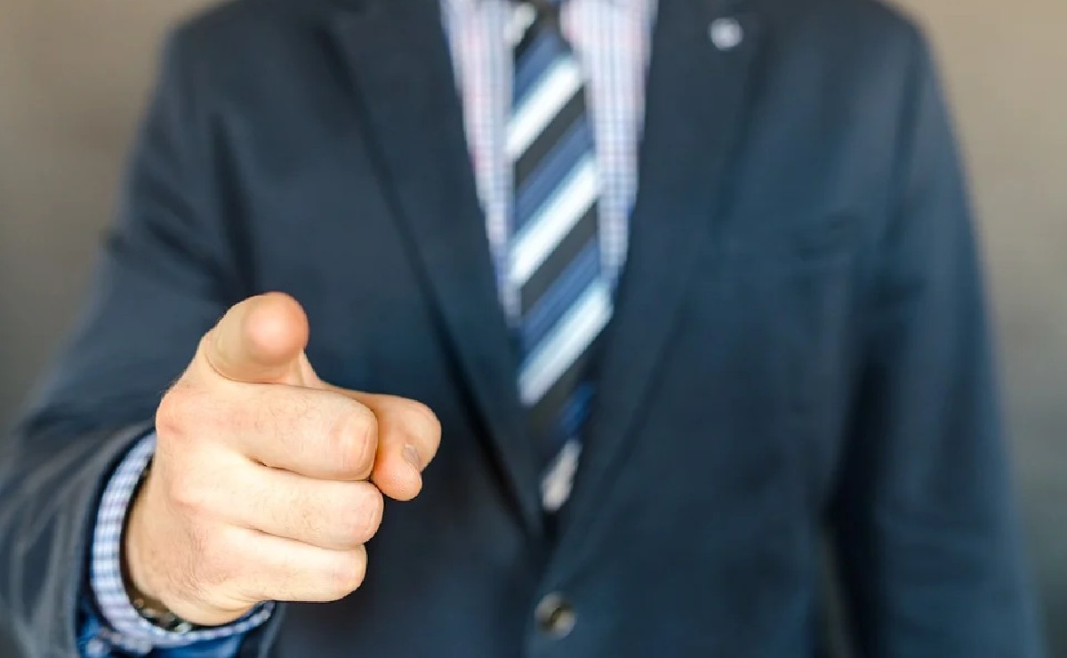 Piadas sobre chefes/patrão, memes e o abraço do Darta - Triboladas