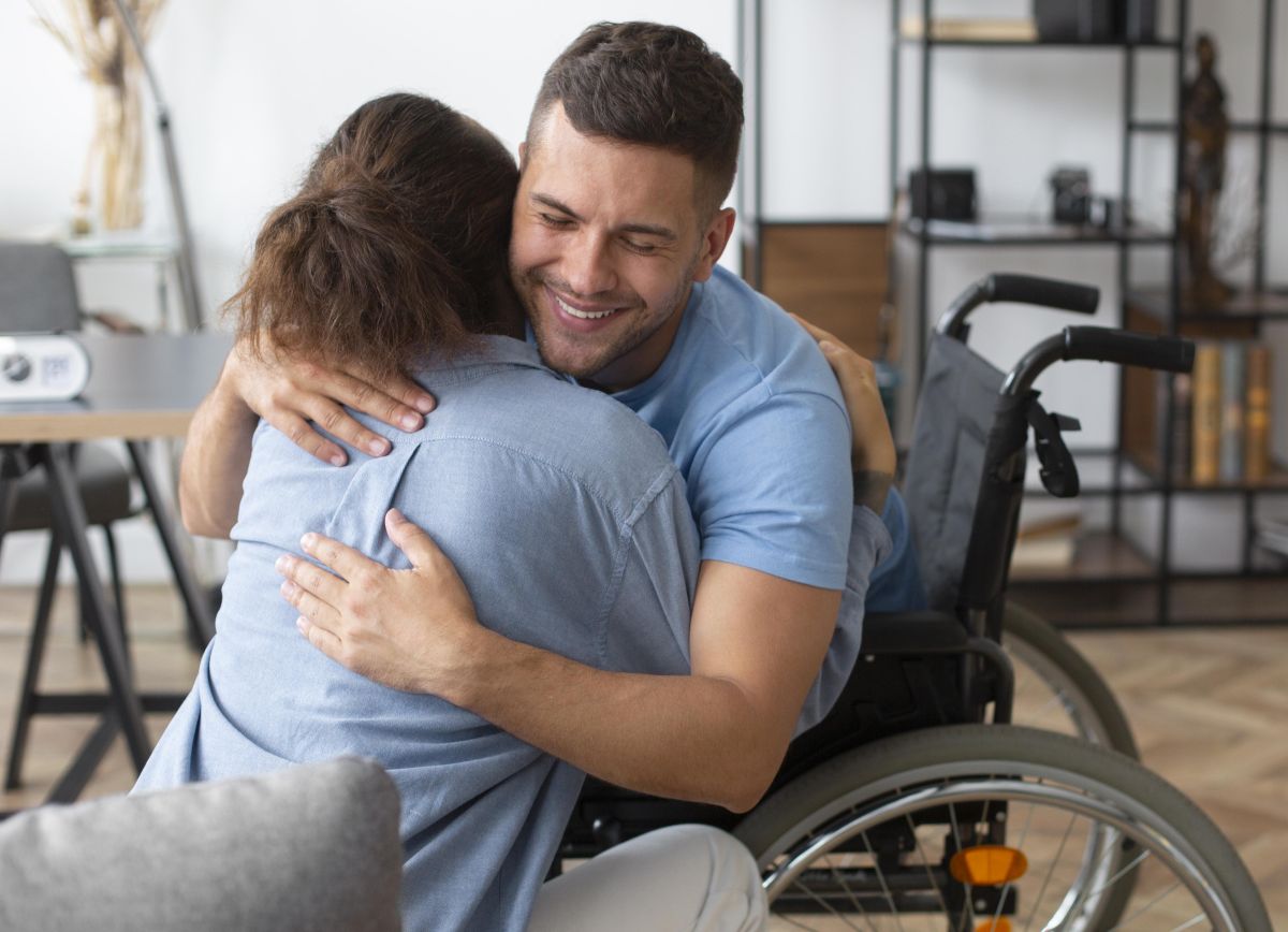 Quais os caminhos para apoiar pessoas com deficiência (PCD)?