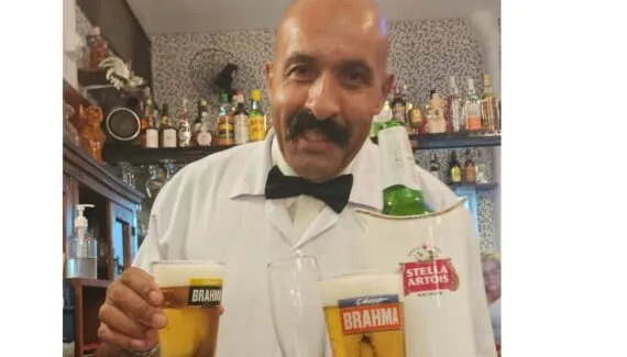 Bar mais democrático de Curitiba é sucesso com petiscos e bebida de ...